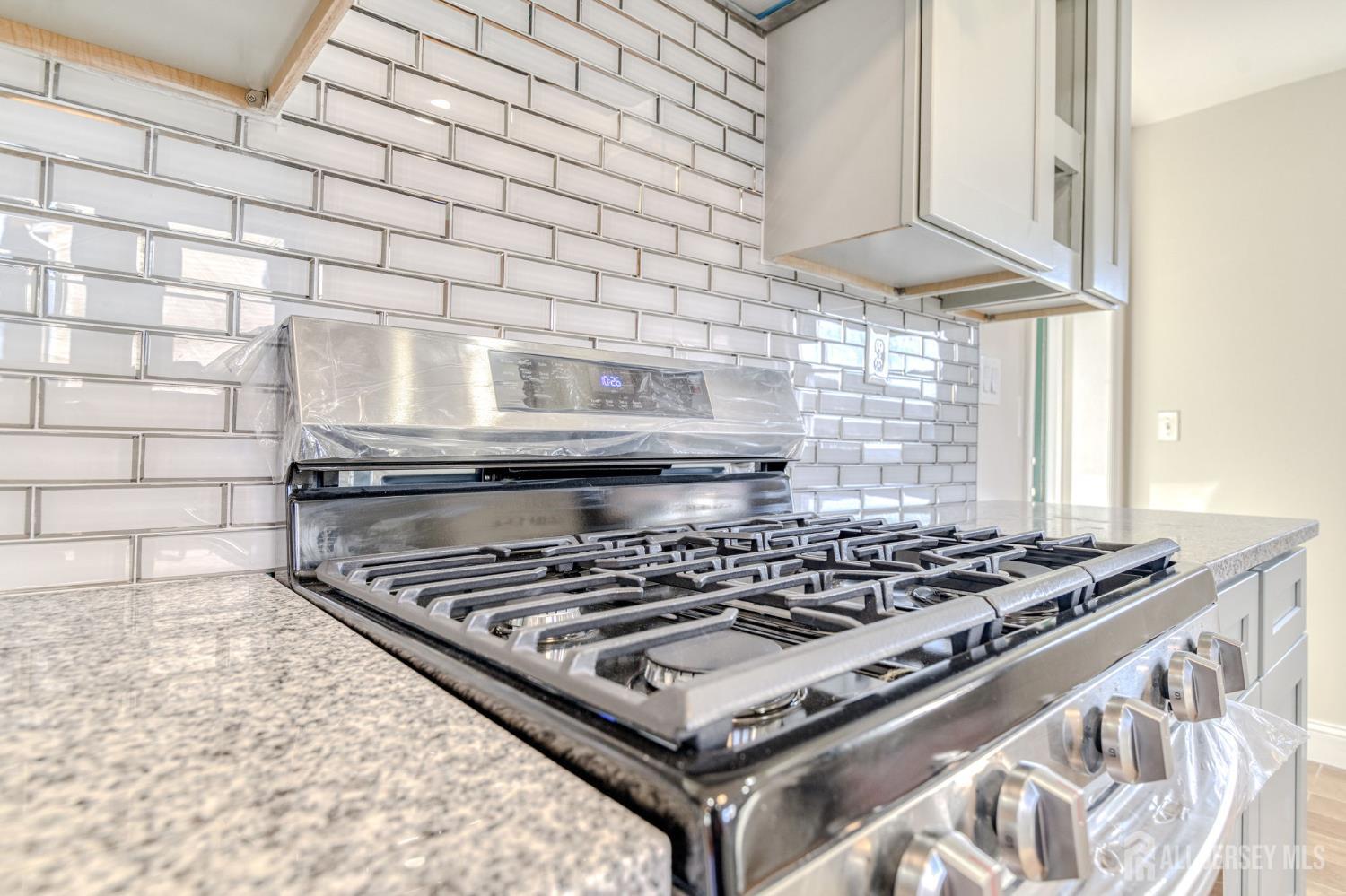 850 Mohill Place, Piscataway, NJ, 08854 - Robert DeFalco Realty