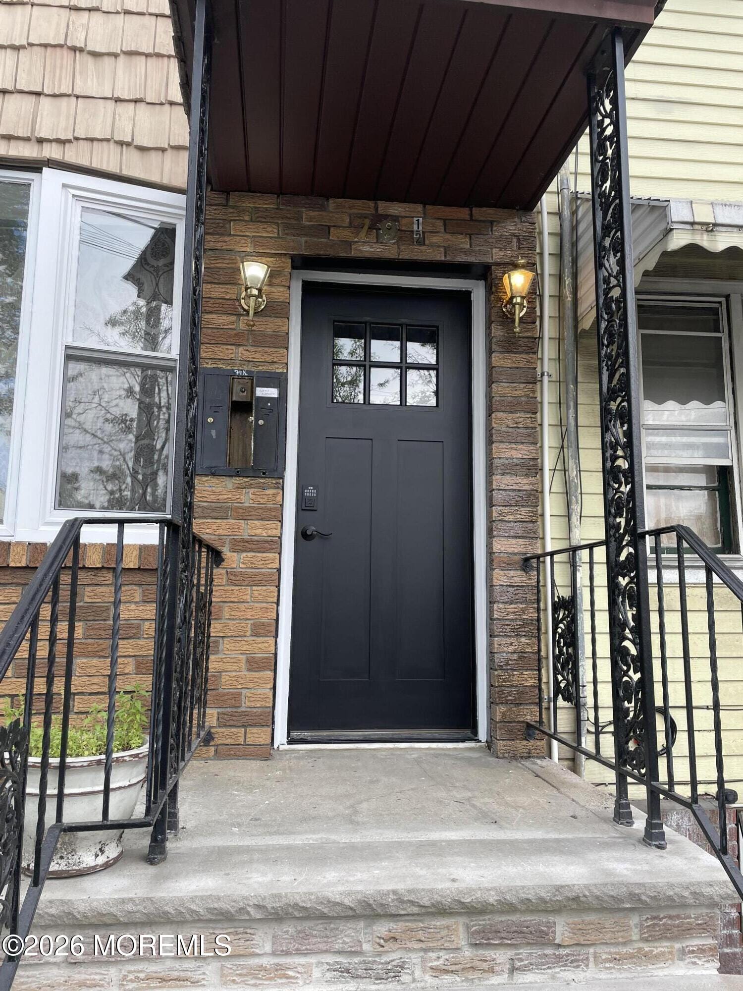 79 1/2 Merchant Street, Newark, NJ, 07105 - Robert DeFalco Realty