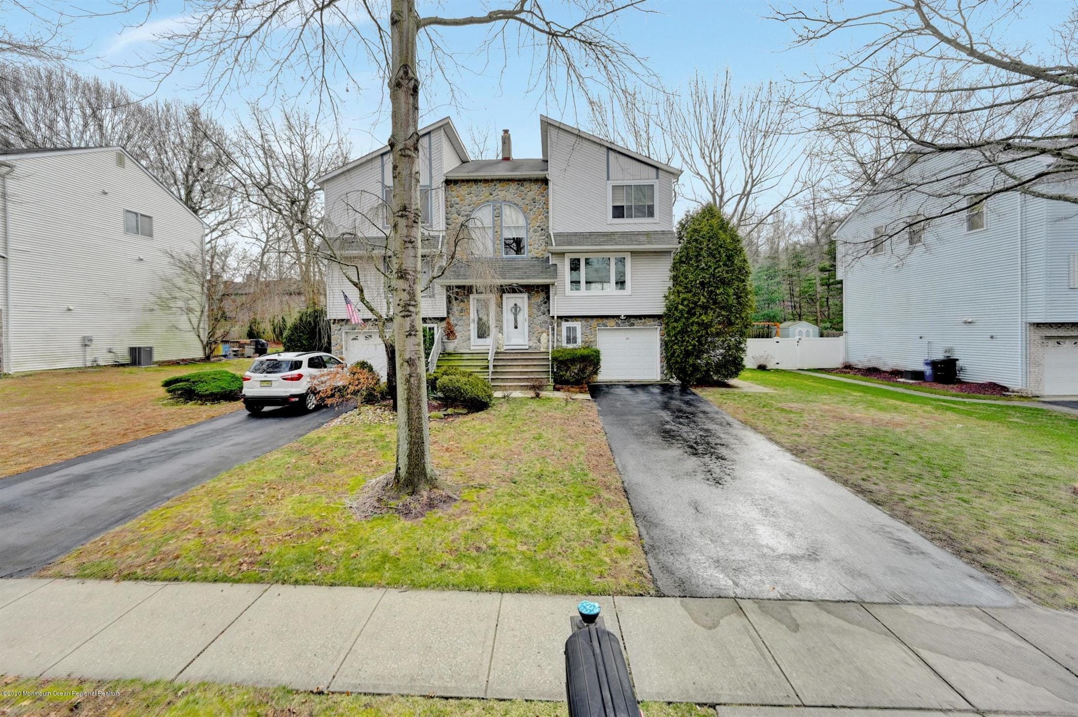 45 Lone Star Lane, Manalapan, NJ, 07726 - Robert DeFalco Realty