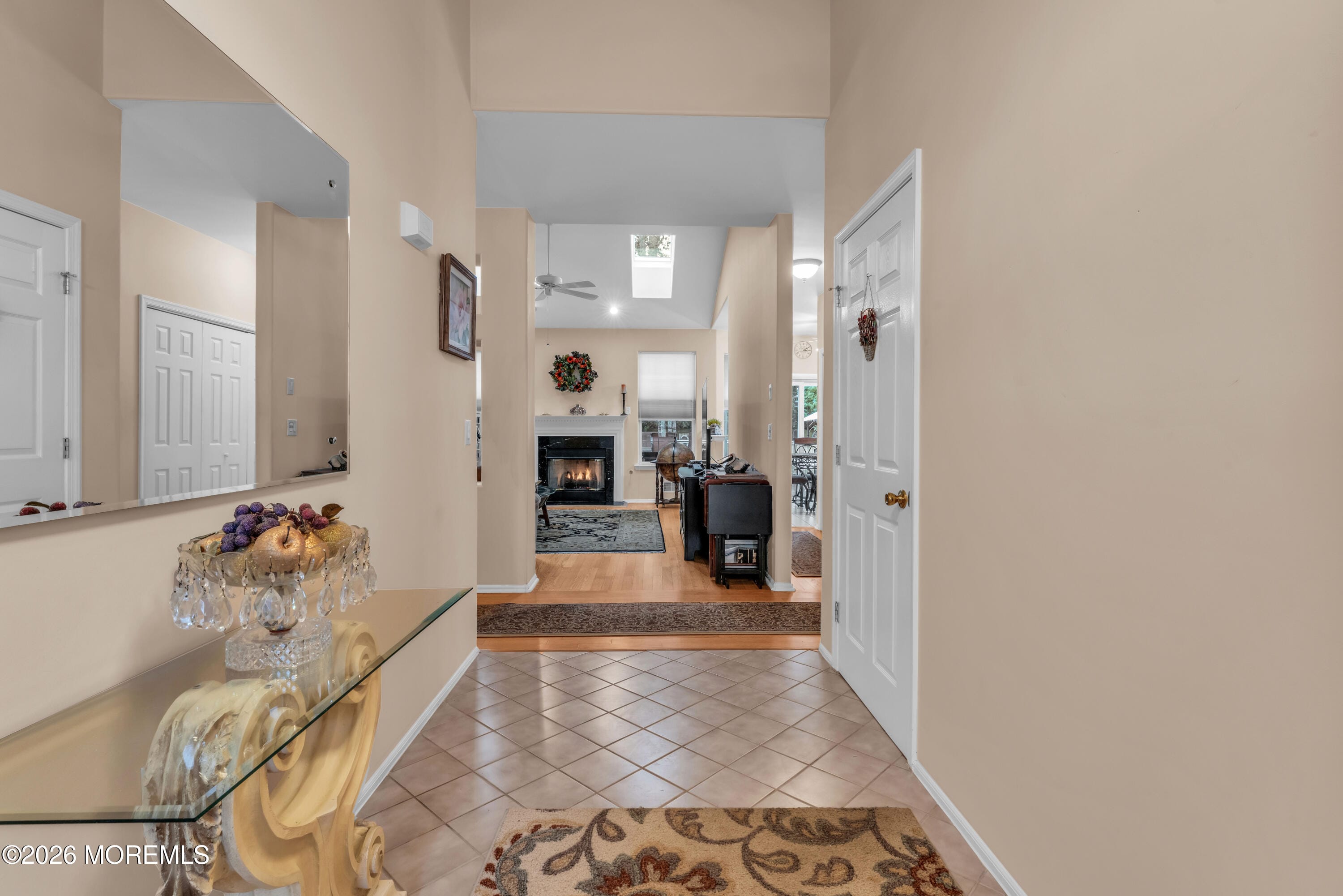 19 Crown Circle, Lakewood, NJ, 08701 - Robert DeFalco Realty