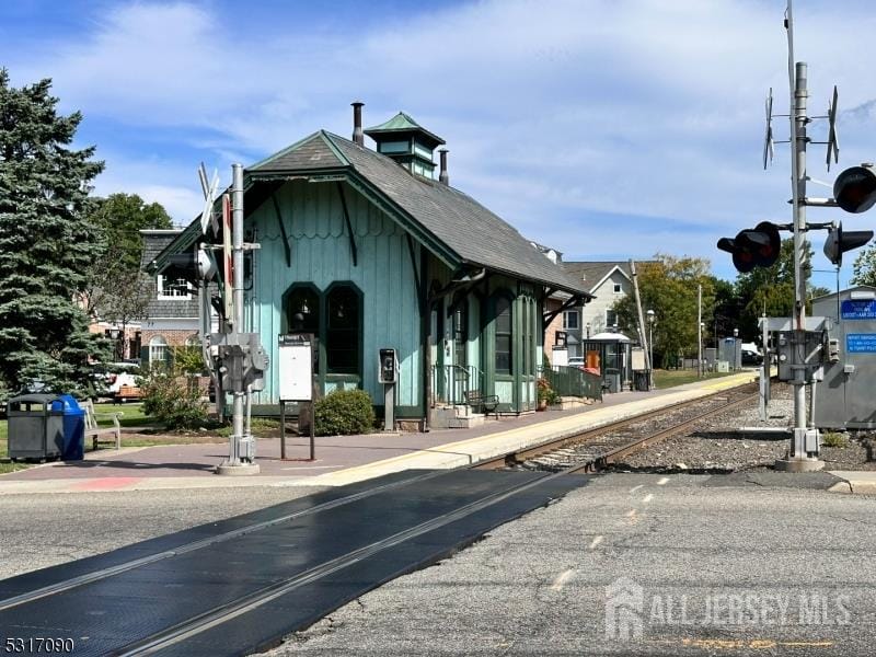 107 S maple Avenue A, Park Ridge, NJ, 07656 - Robert DeFalco Realty