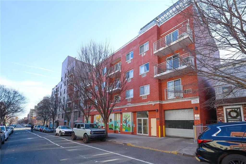 762 41st Street 5B, Brooklyn, New York, 11232 - Robert DeFalco Realty